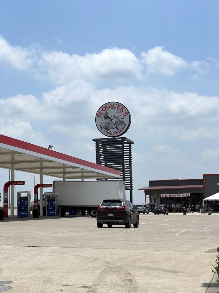 Best Fun Texas Roadside Stops | Texas Travel Talk