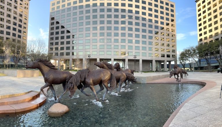 Things To Do In Las Colinas & Where to Stay & Eat | Texas Travel Talk