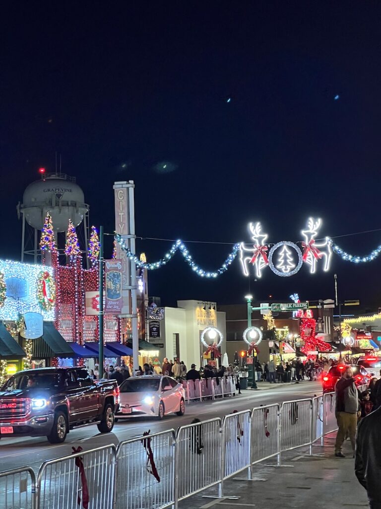 Restaurants On Main Street In Grapevine, TX, Plus Where To Stay | Texas ...