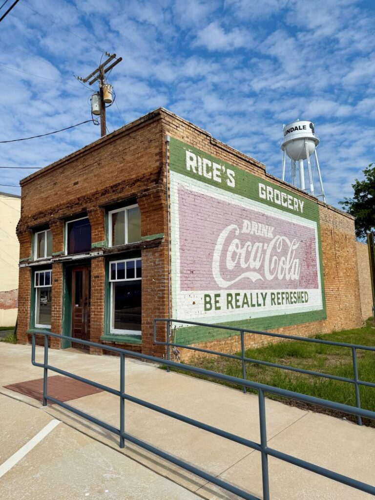 14 Reasons To Spend A Weekend in Lindale, TX | Texas Travel Talk