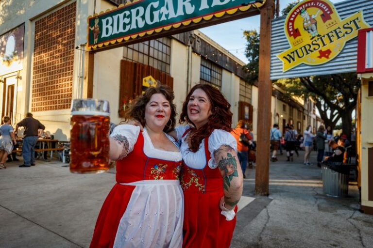 30+ Texas Fall Festivals & Events for 2025 | Texas Travel Talk